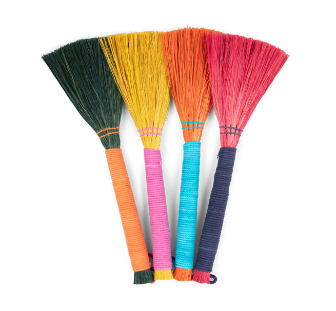 Seagrass Brush in Neyron Pink & Tuscan Yellow – British Colour Standard